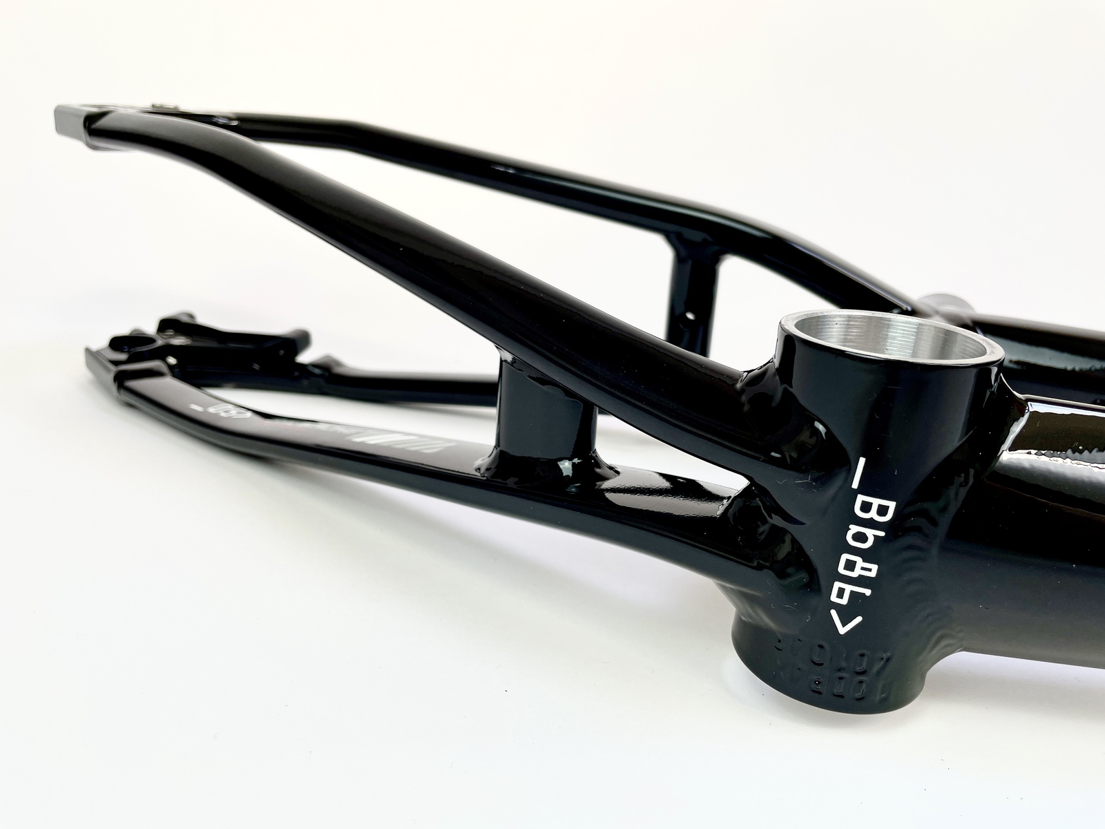 Staystrong Pro-Cruiser Frame V5 Disc (White-Black)